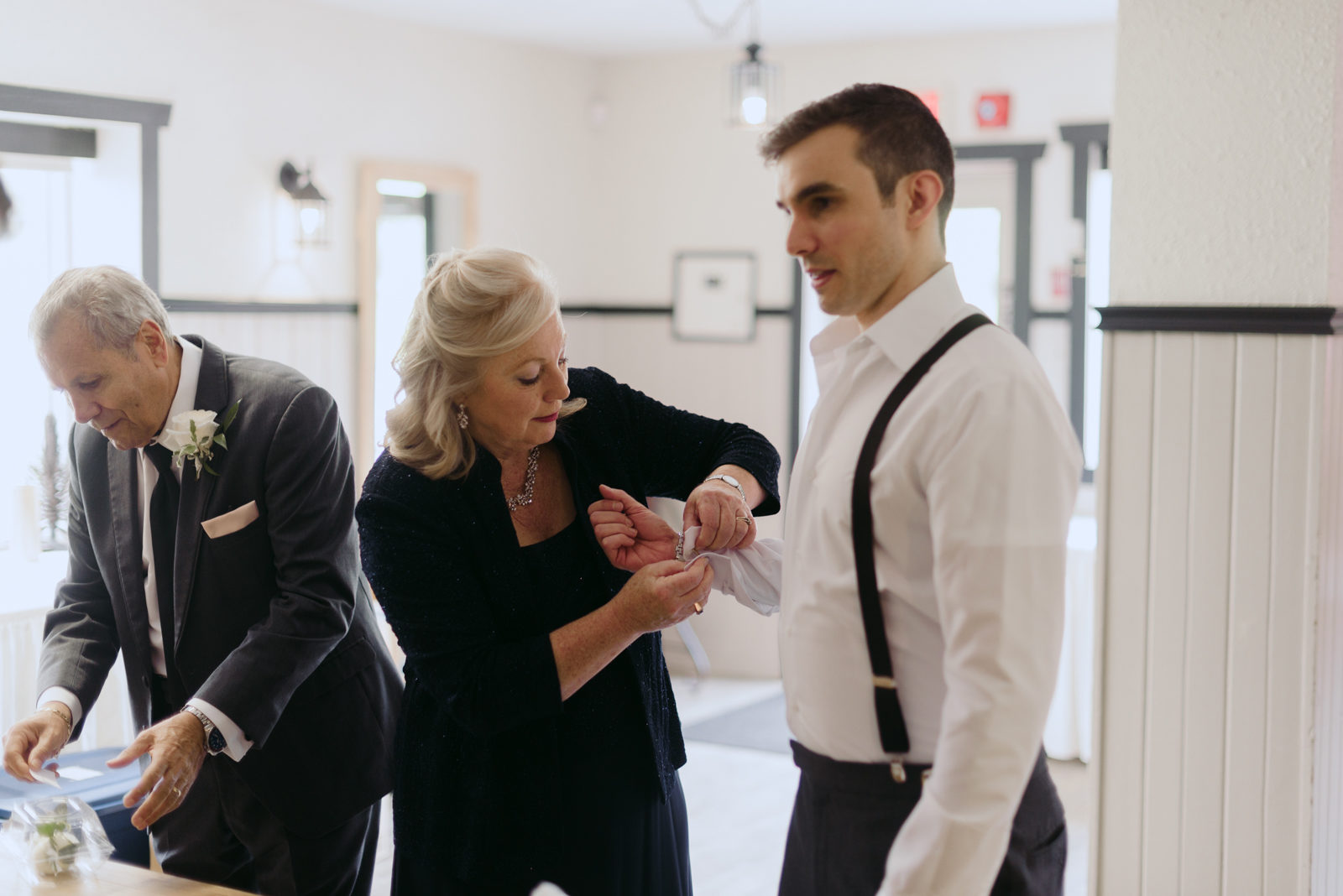 Strathmere Lodge summer wedding in Ottawa: Stephanie and Kyle