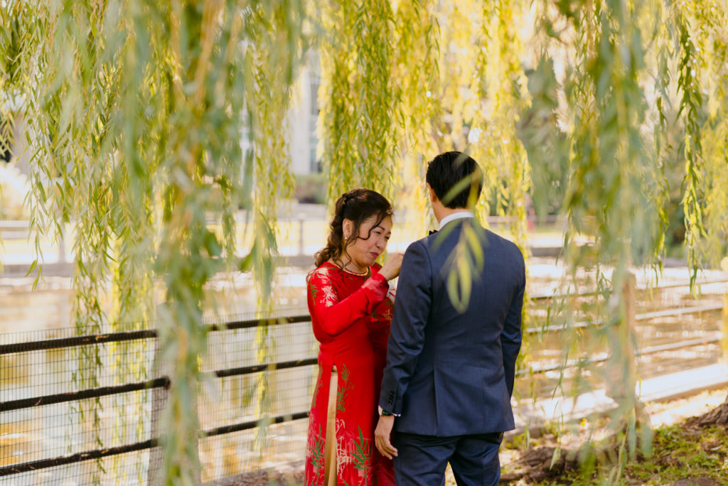 Backyard wedding in Manotick: Kathleen and Dan